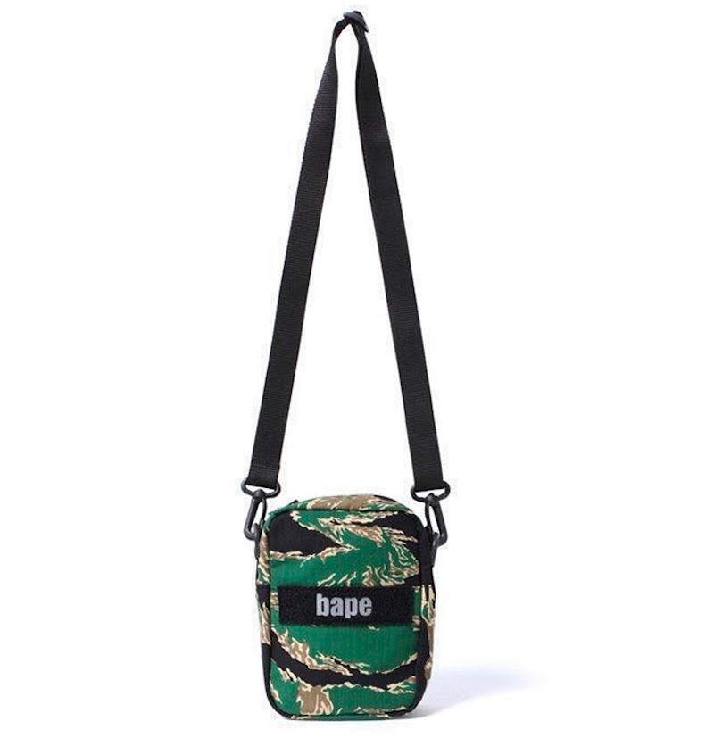 BAPE Tiger Camo Camera Bag Green - US