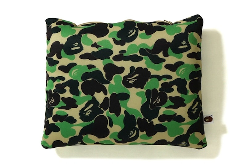 BAPE ABC 2Way Neck Pillow Green - FW18/SS23 - US