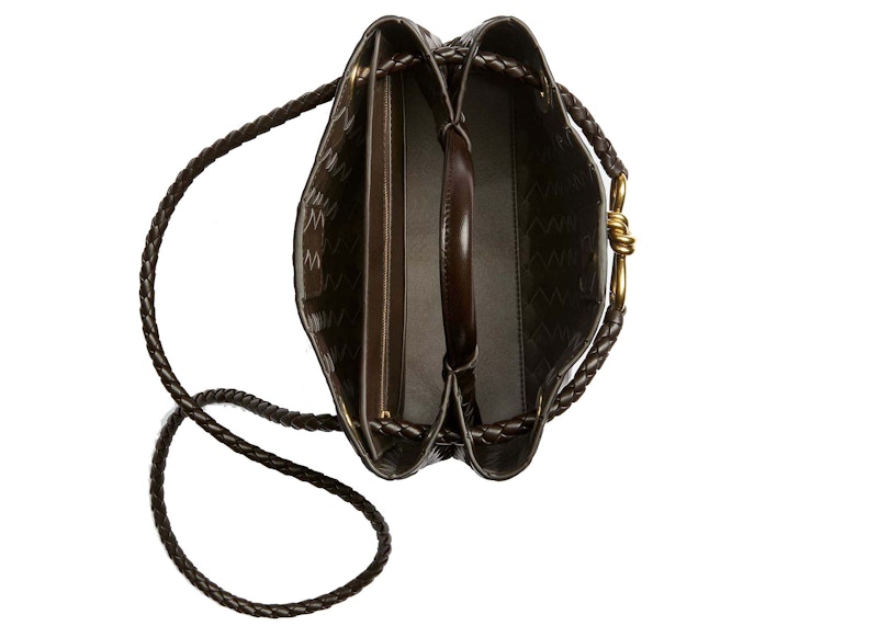 Bottega Veneta Small Andiamo Fondant in Lambskin with Brass-tone - US