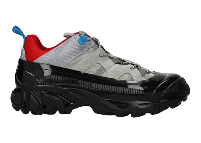 Burberry Arthur Grey Red Black Men's - 8020062 - US