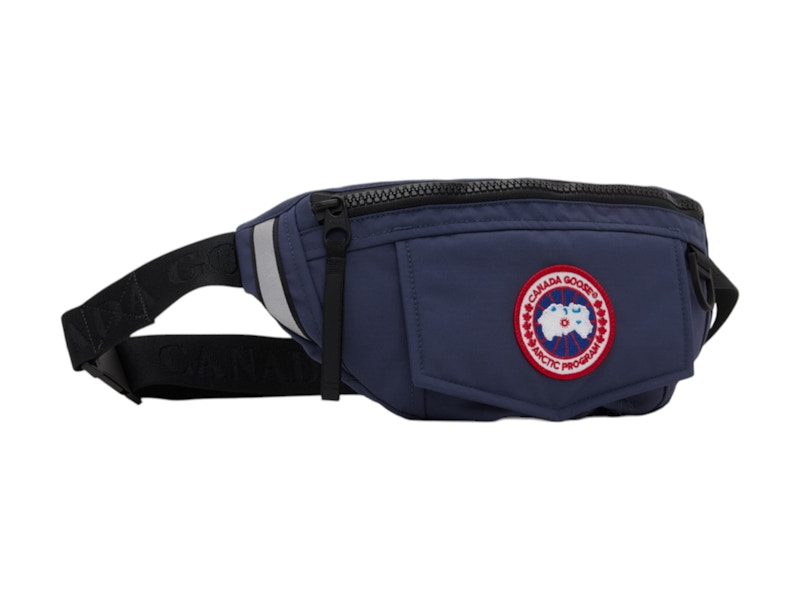 Canada Goose Classic Badge Waist Pack Navy Men's - US
