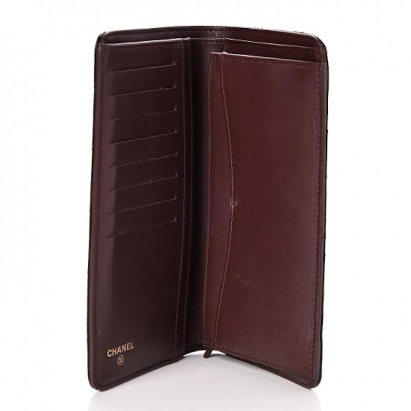 Chanel Yen Wallet Quilted Caviar Gold-tone Black in Caviar with Gold-Tone