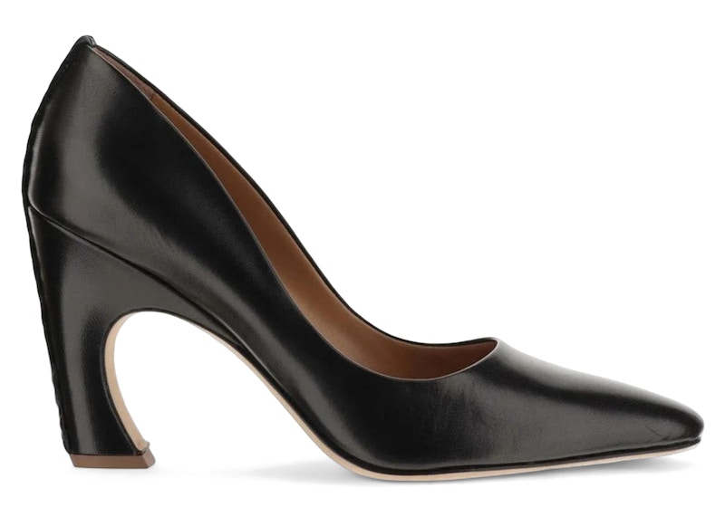 Chloe Oli Pointed-Toe Pumps Black (Women's) - CHC23W959GD-001 - US