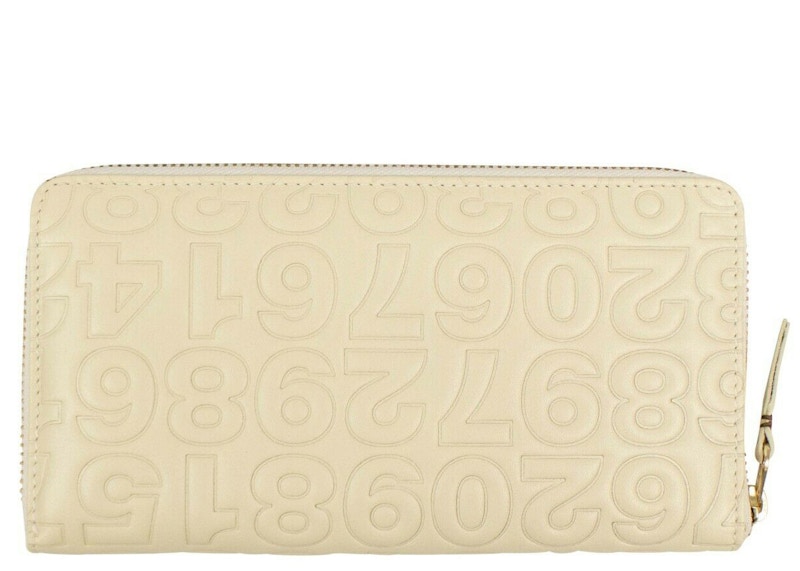Comme des Garcons SA010ED Wallet Number Embossed Off-White in Leather ...