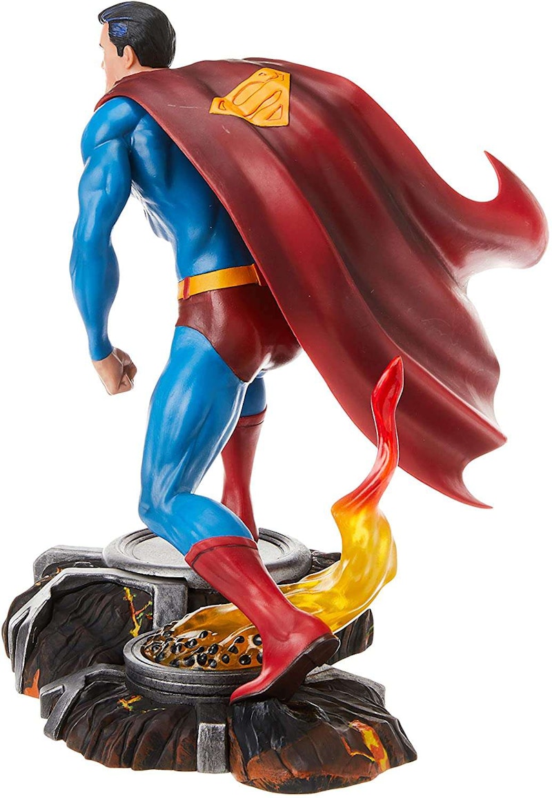 Diamond Select Toys DC Gallery Superman Collectible PVC Statue - US