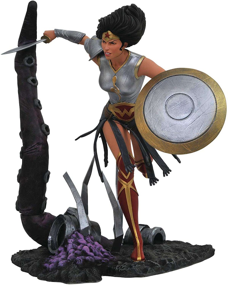 Diamond Select Toys DC Gallery Wonder Woman Collectible PVC Statue - US