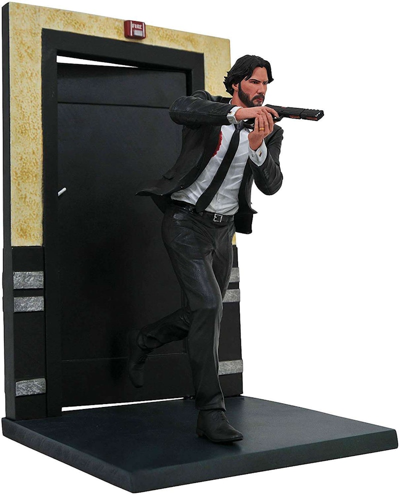 Diamond Select Toys John Wick Movie Gallery John Wick Running PVC ...
