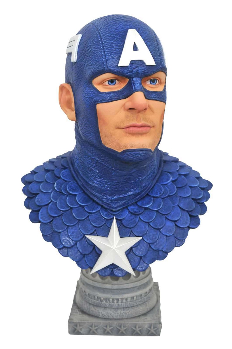 Diamond Select Toys Marvel Legendary Comic Captain America 1/2 Scale ...