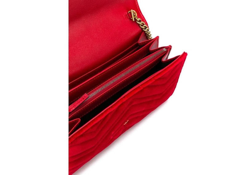 Gucci GG Marmont Wallet on Chain (16 Card Slot) Velvet Hibiscus Red in ...