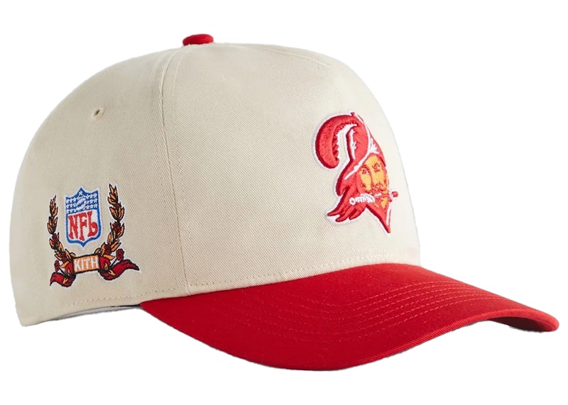 Kith x NFL Buccaneers '47 Hitch Snapback Sandrift - FW23 - US