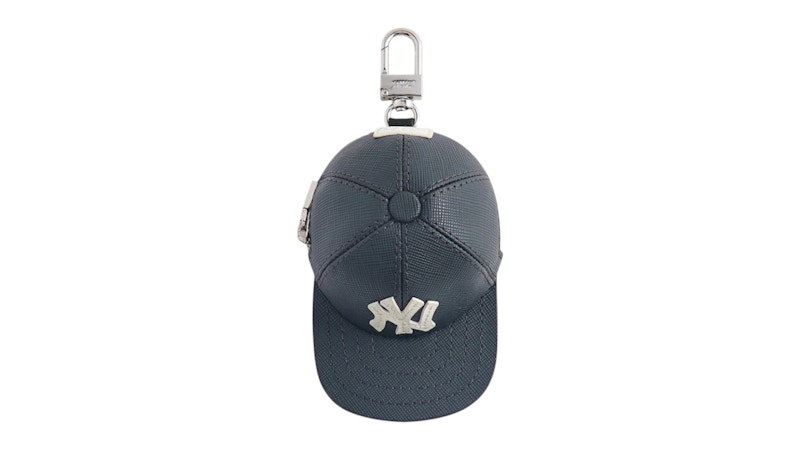 Kith x New York Yankees Baseball Cap Leather Pouch Nocturnal Men's ...