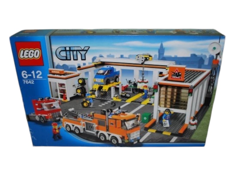 LEGO City Garage Set 7642 - US