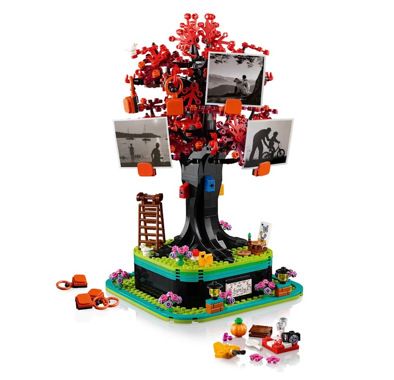 LEGO Ideas Family Tree Set 21346 - US