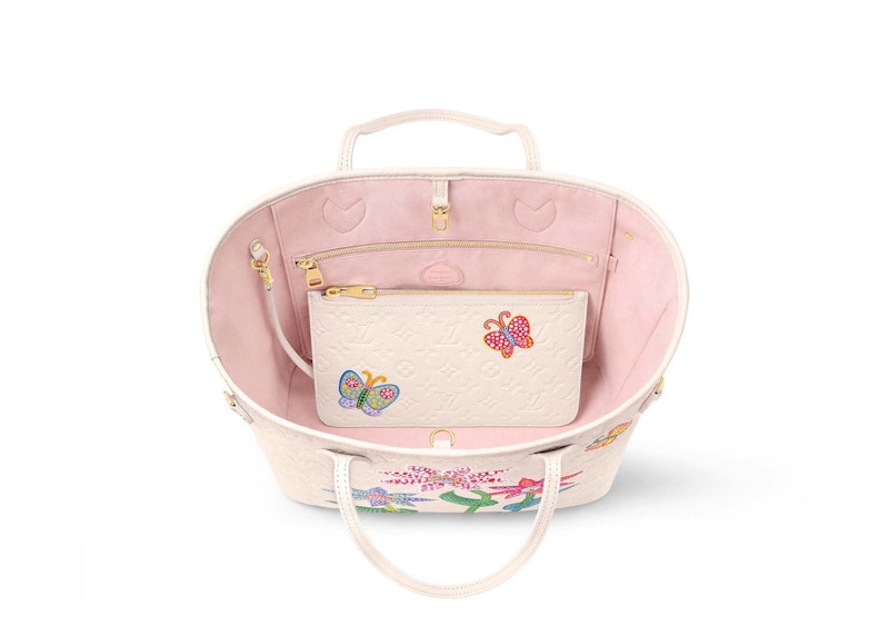 Louis Vuitton LV x YK Neverfull MM Quartz in Embossed Grained Monogram ...