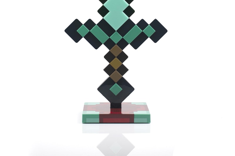 Minecraft Diamond Sword 14" LED Bedside Lamp - US
