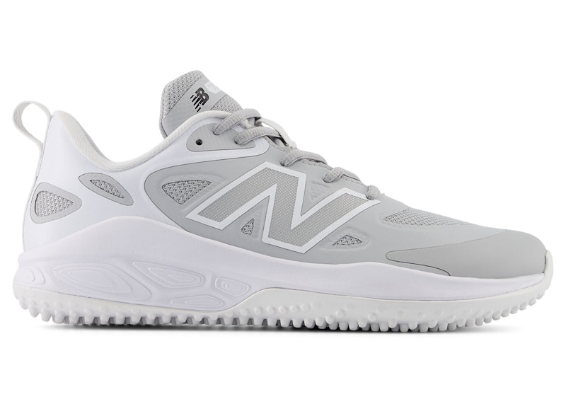 New Balance Fresh Foam Velo v4 Turf Trainer Rain Cloud White (Women's ...