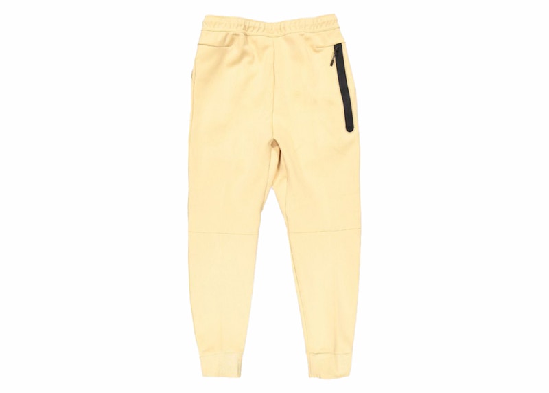 Nike Sportswear Tech Fleece Joggers Sesame/Light Orewood Brown/Light ...