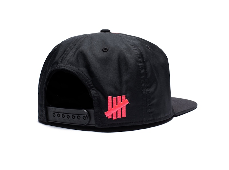 Nike x Undefeated NRG Pro QS Cap Black/Hot Punch - FW19 - US