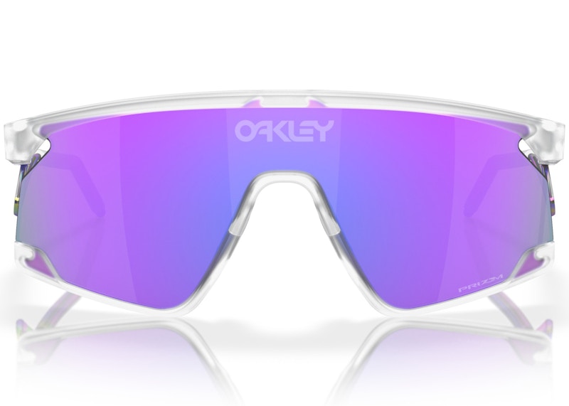 Oakley BXTR Sunglasses Clear/Prizm (OO9237-0239) in Metal with Silver ...