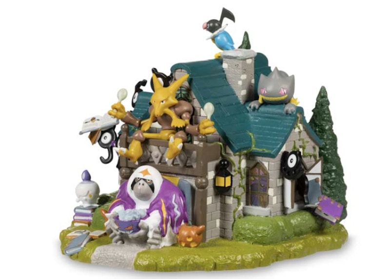 Pokemon Haunted Pokemon Village: Oranguru Ancient Archives Figure ...