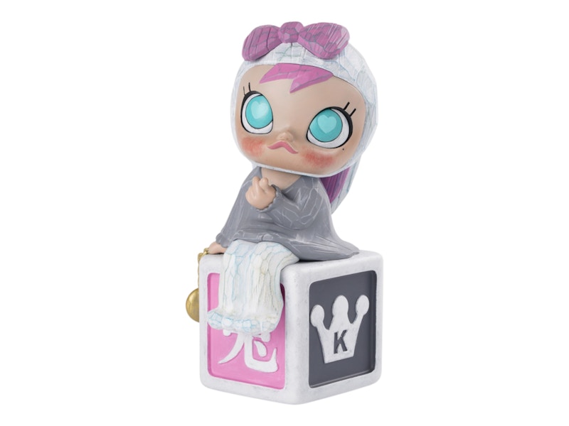 Pop Mart Molly 17th Anniversary Statue The Moon Rabbit Figure - US