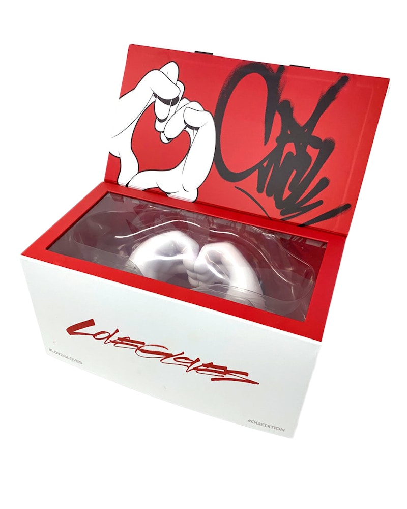 Slick Love Gloves OG Edition Vinyl Figure - FW20 - US