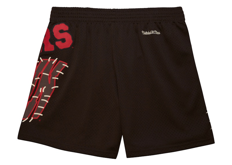 Travis Scott x Mitchell & Ness Wisconsin Badgers Basketball Shorts ...