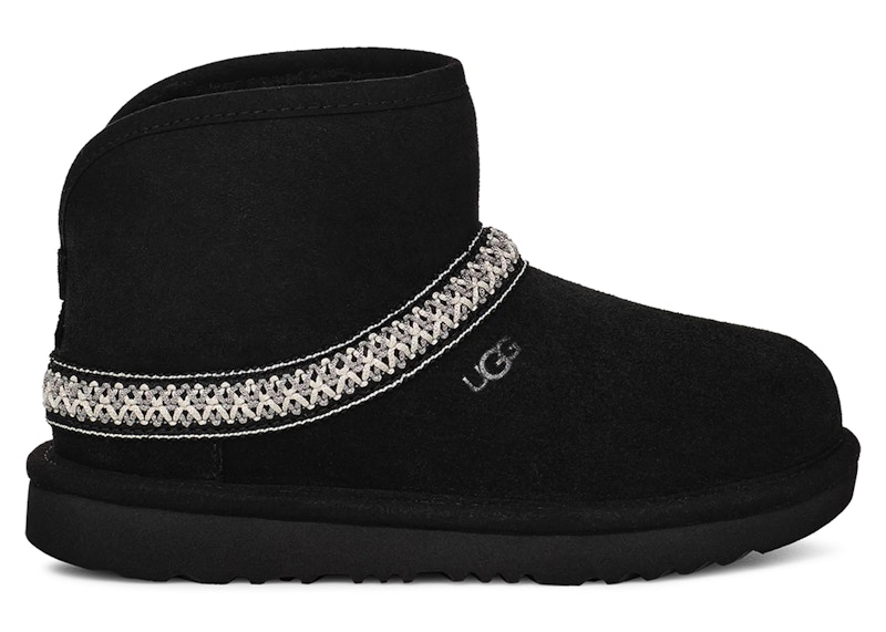 UGG Classic Mini Crescent Boot Black (Kids) - 1157697K-BLK - GB